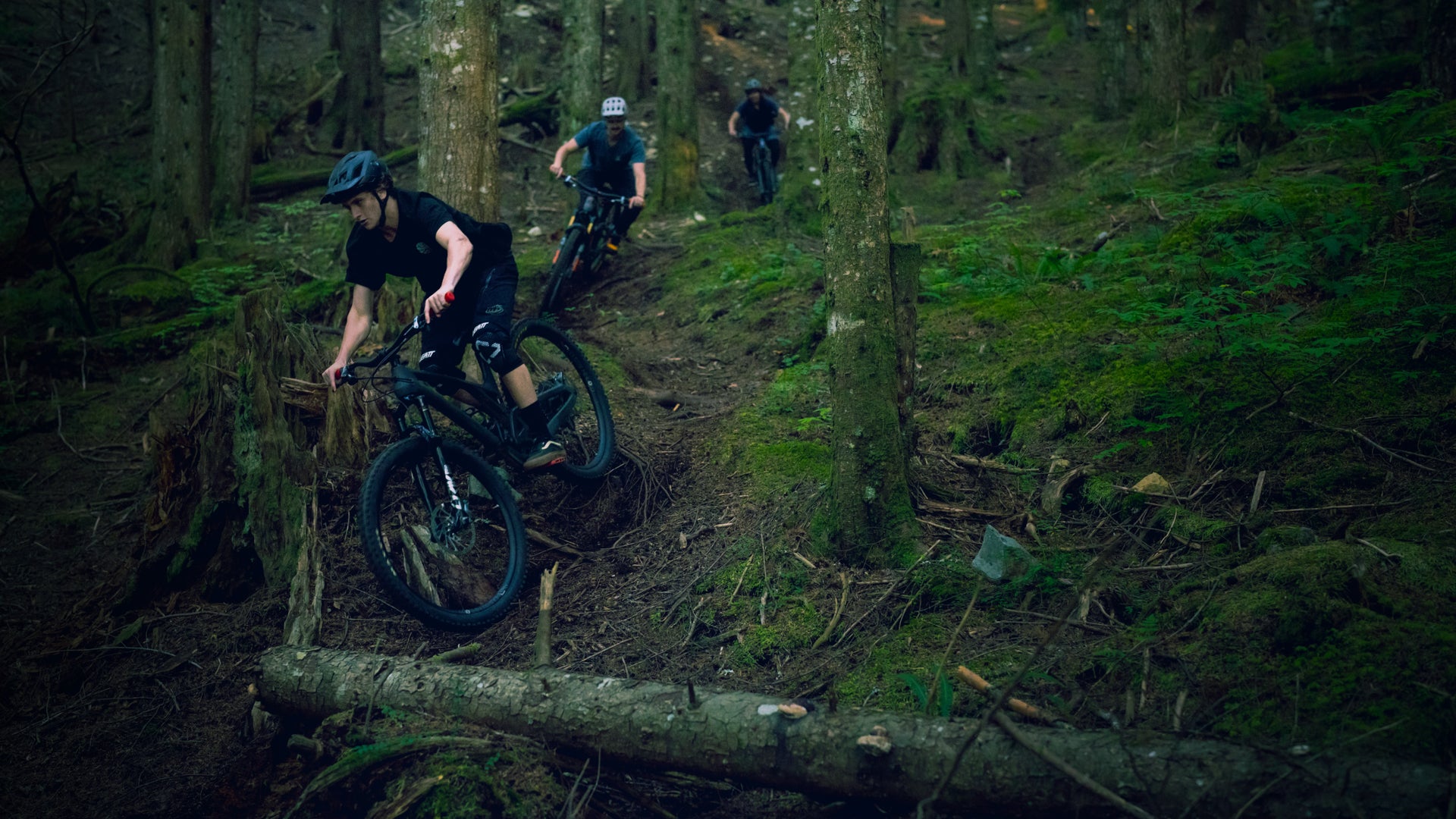 PNW Components dropper posts, handlebars, stems and bike accessories